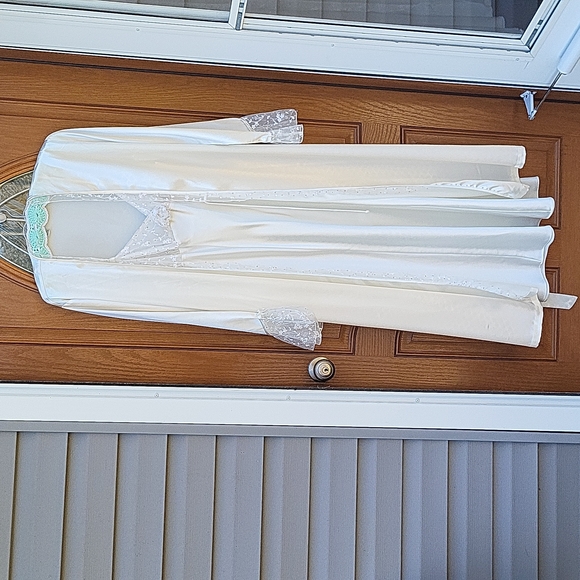 delicates | Intimates & Sleepwear | Copy Silky Ivory Colored With Lacey ...